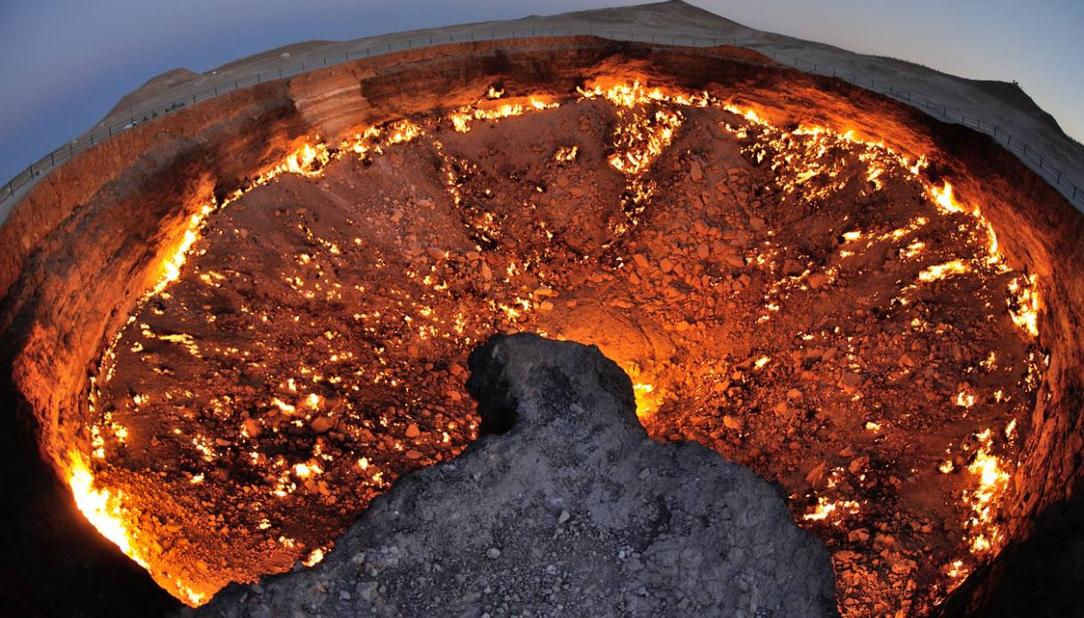 La Porta dell'Inferno in Turkmenistan: storia e come visitarla