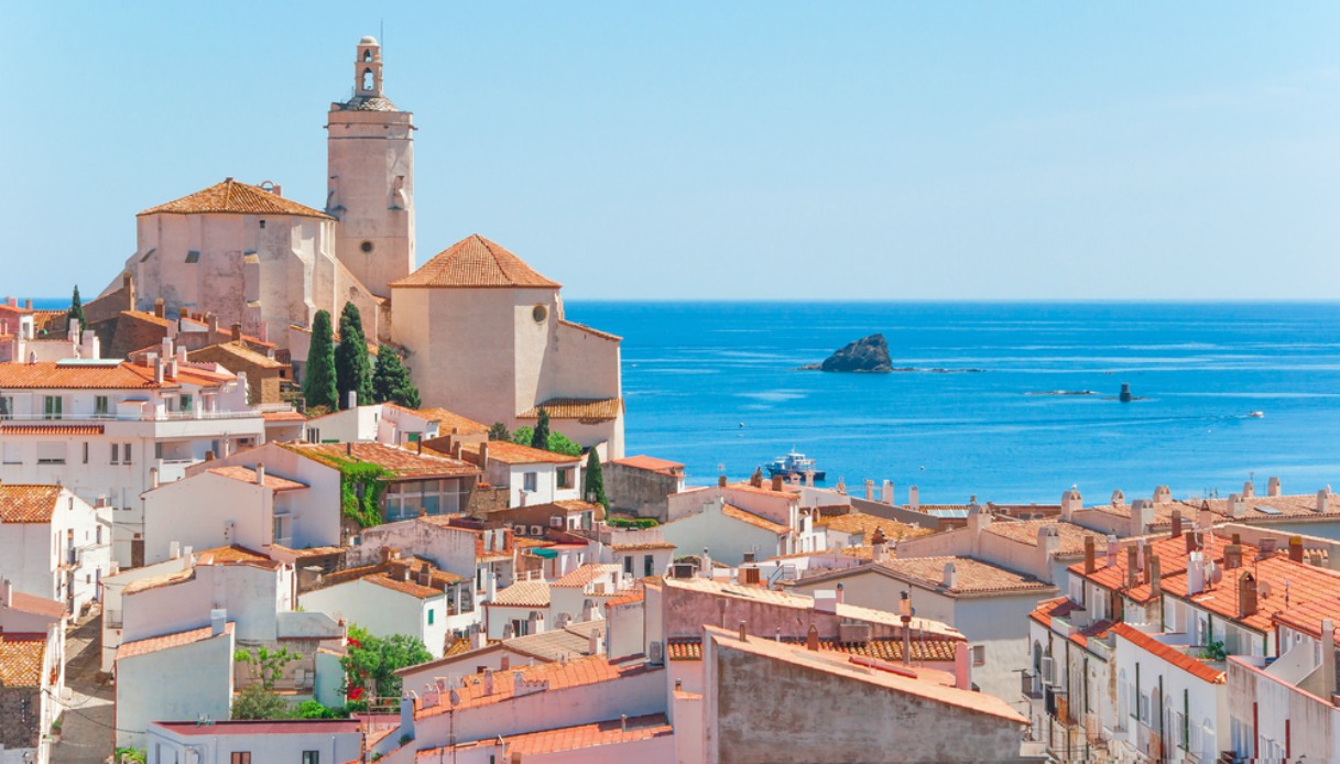 Tour di Cadaqués, borgo di pescatori nel cuore di Salvador Dalì
