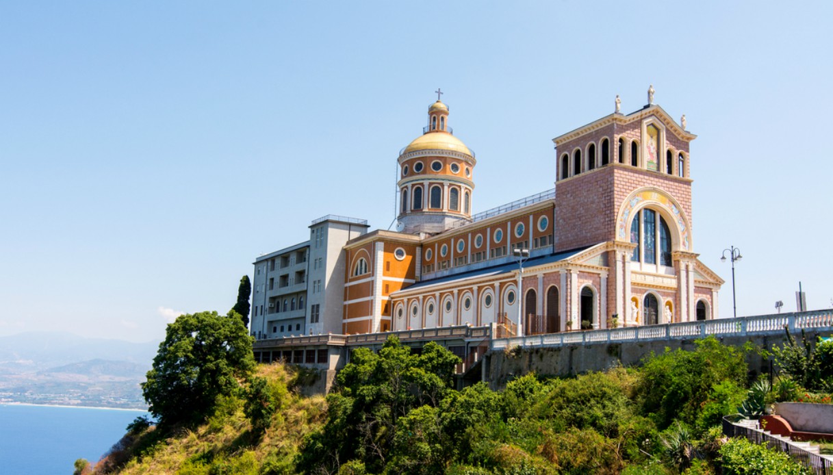 Cosa vedere a Tindari, tra cultura, mare e mito