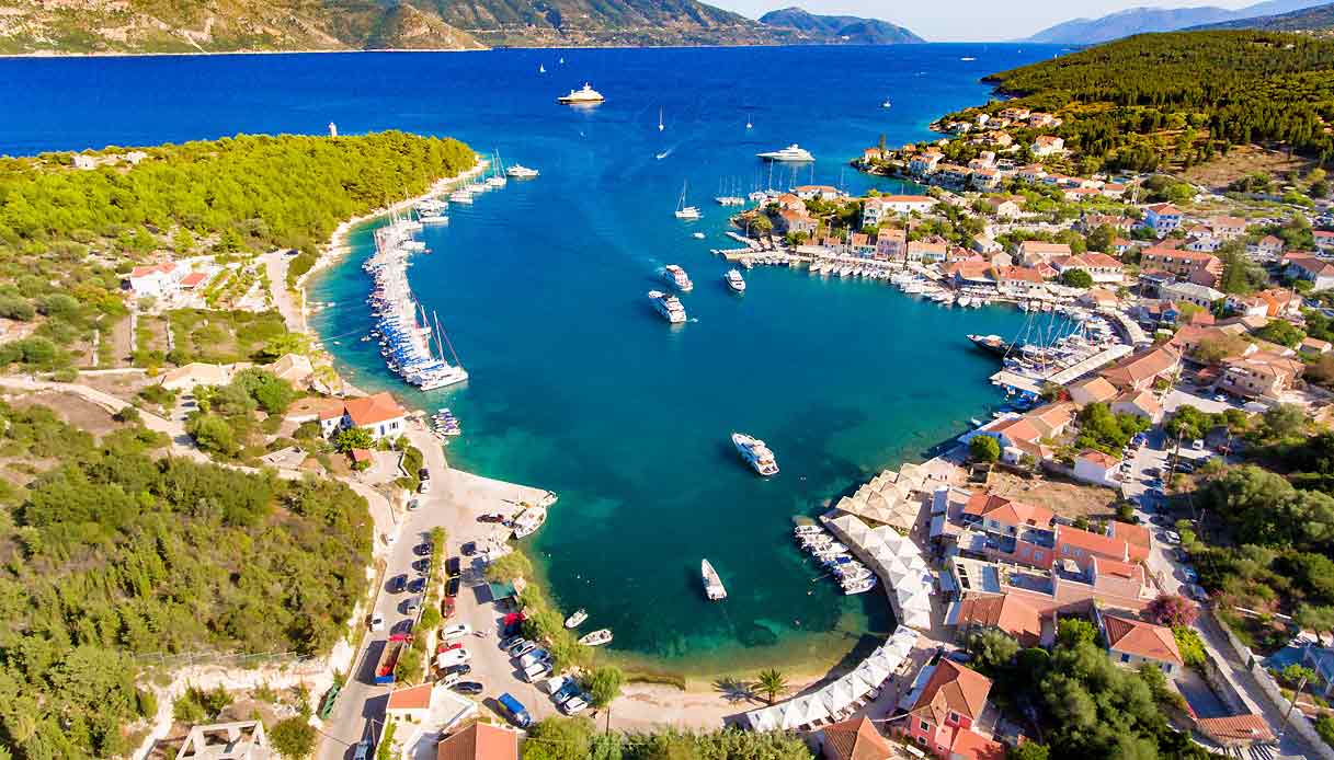 Cosa vedere a Cefalonia: itinerario di viaggio tra natura e storia