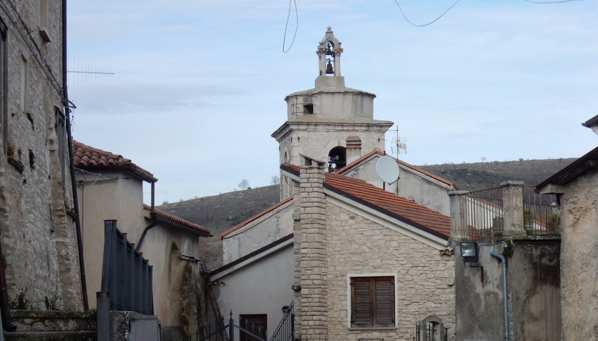 Castelpetroso, il borgo del Molise con uno splendido santuario