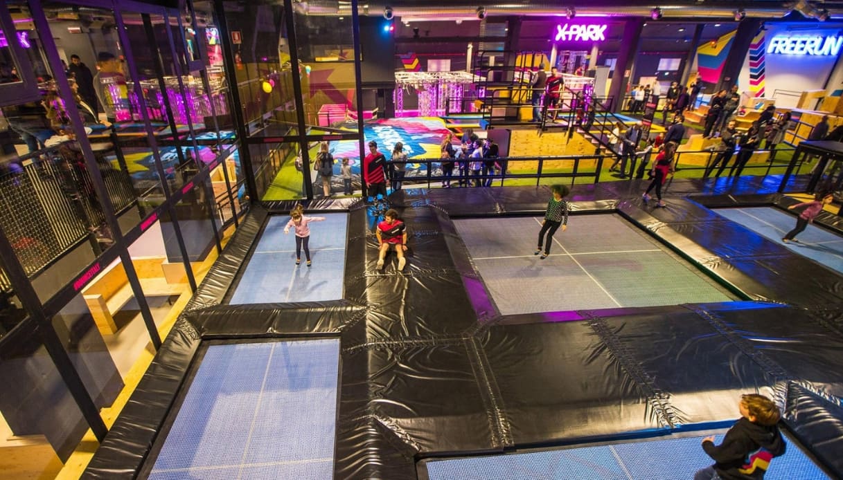 Weekend di pioggia coi bambini: i parchi al chiuso più belli d’Italia