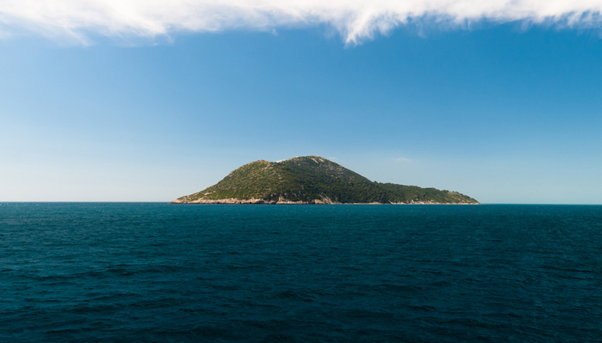 La rinascita di Saseno, l’isola dell’Albania che ora piace al turismo