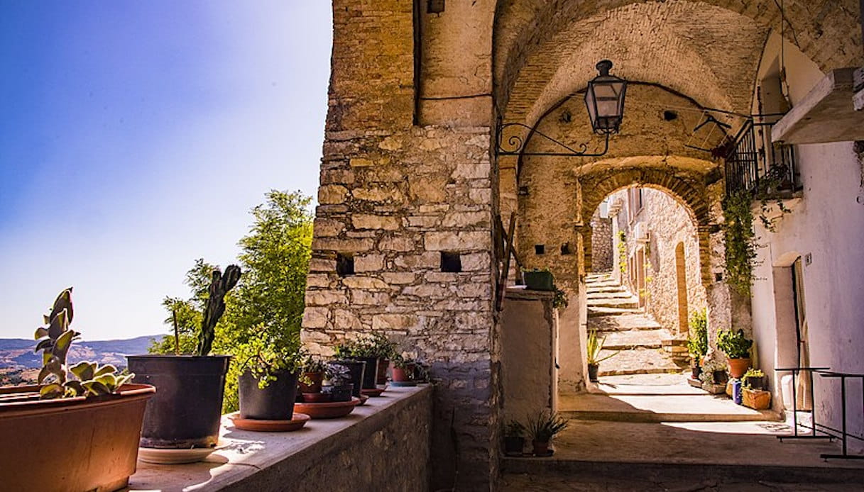 Rotondella, in Basilicata il “balcone dello Ionio”