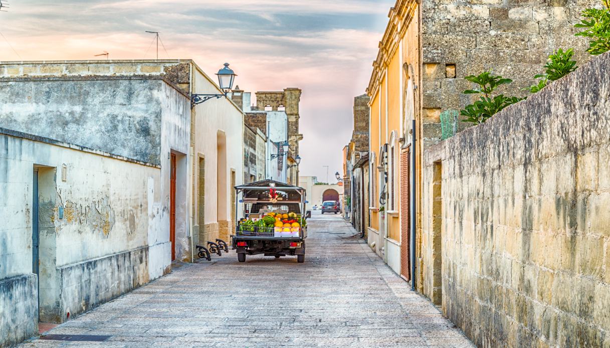 Cosa fare ad Acaya, città fortificata del Salento