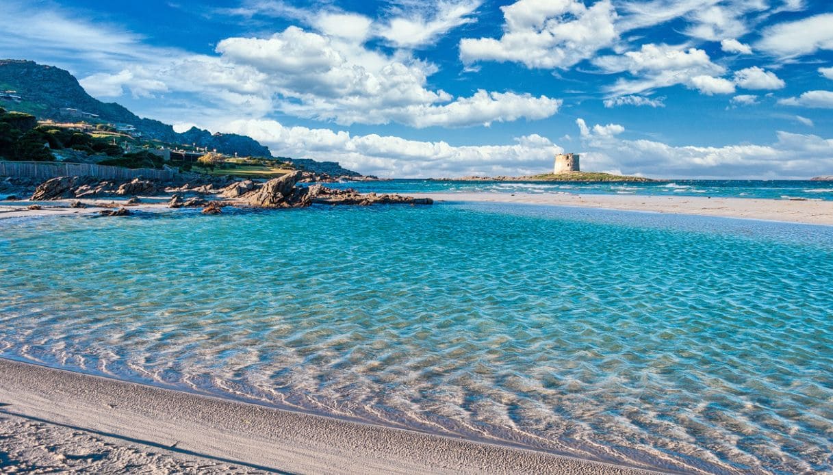 Estate in Sardegna 2023: le spiagge a numero chiuso