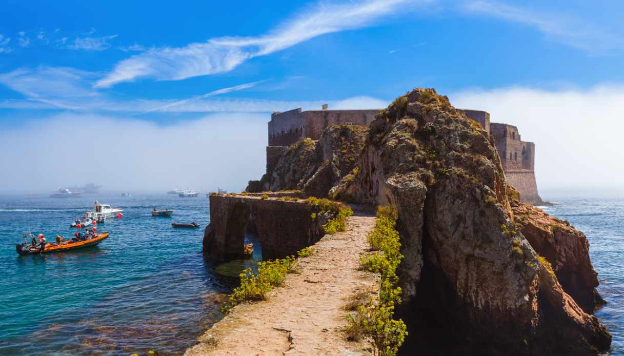 Forte di São João Baptista: la fortezza sospesa tra mare e cielo