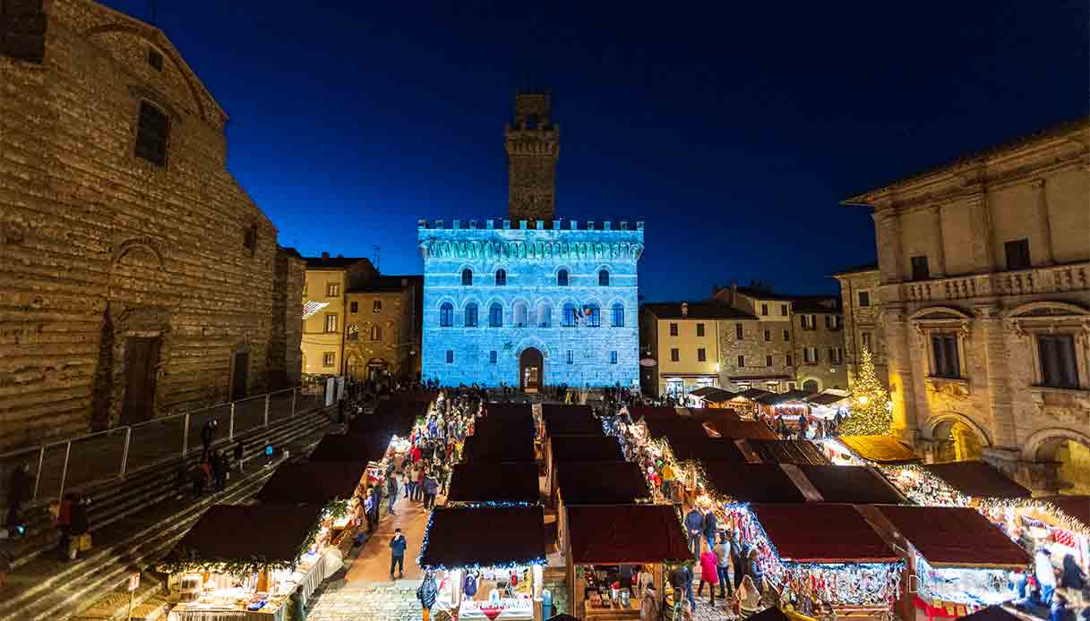 Mercatini di Natale 2025: la magia nei borghi e nei castelli d’Italia