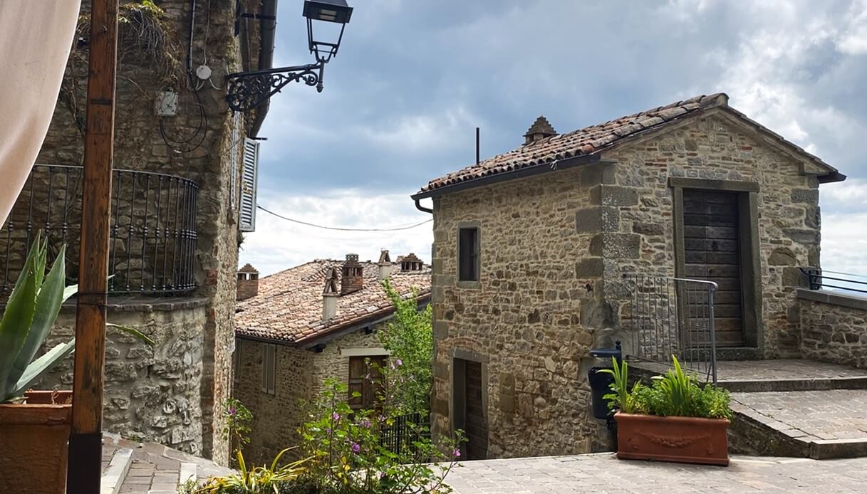 Un borgo magico tra Toscana e Umbria: scopri Monte Santa Maria Tiberina
