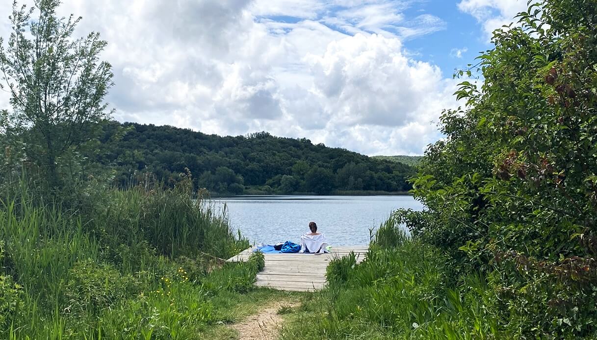 Toscana, relax tra natura e antiche leggende al Lago dell'Accesa