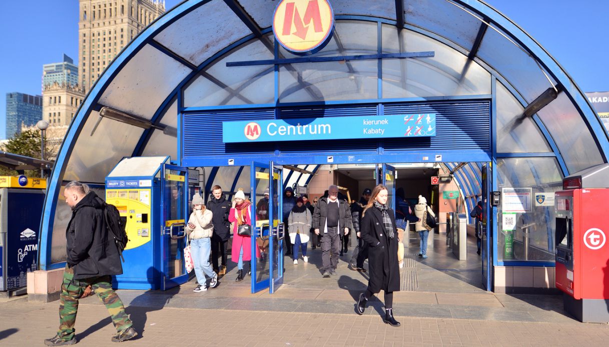 Metro di Varsavia: come funziona e quante sono le linee
