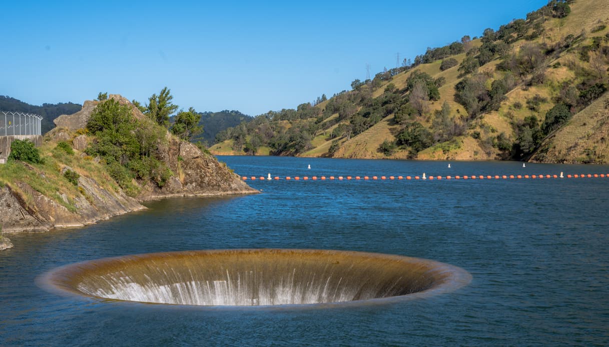 Glory Hole, il buco del lago di Berryessa, in California