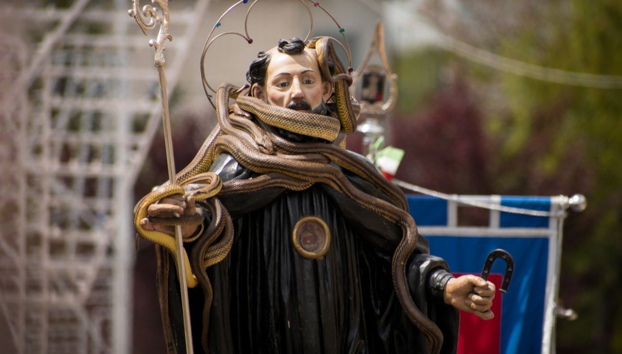 Cocullo, viaggio nell’anima magica dell’Abruzzo