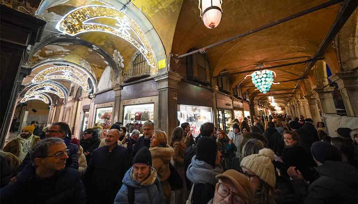 Natale a Venezia 2025: la magia dei canali con gli eventi in programma