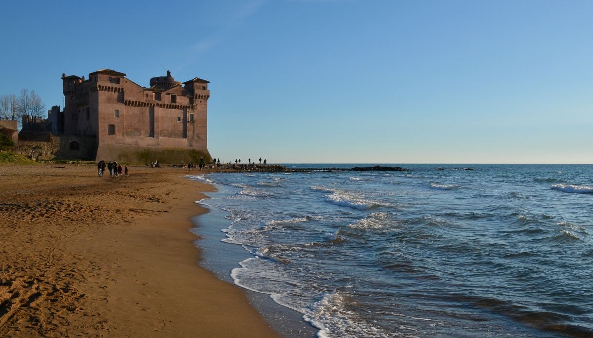 Castello di Santa Severa: storia, eventi e musei sul mare del Lazio